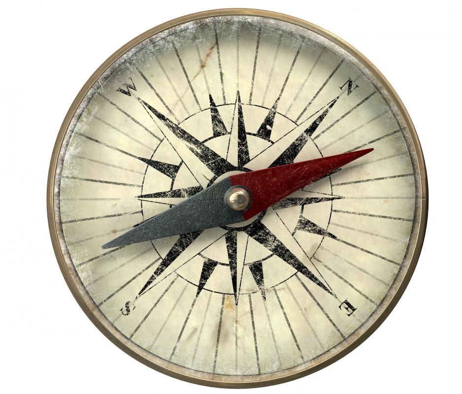 What is the Difference Between the North Pole and Magnetic North Pole?