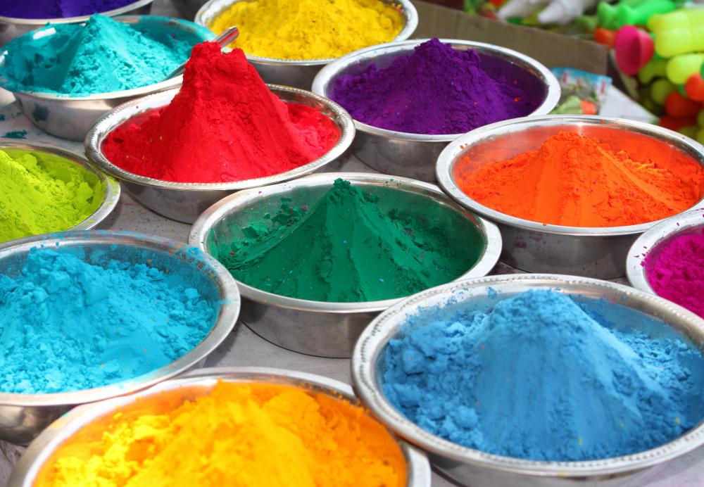 What are the Major Hindu Holidays? (with pictures)