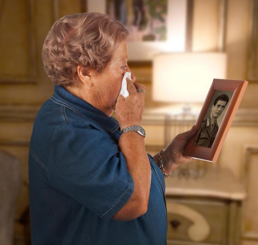 What are Some Traditional Mourning Rituals? (with pictures)