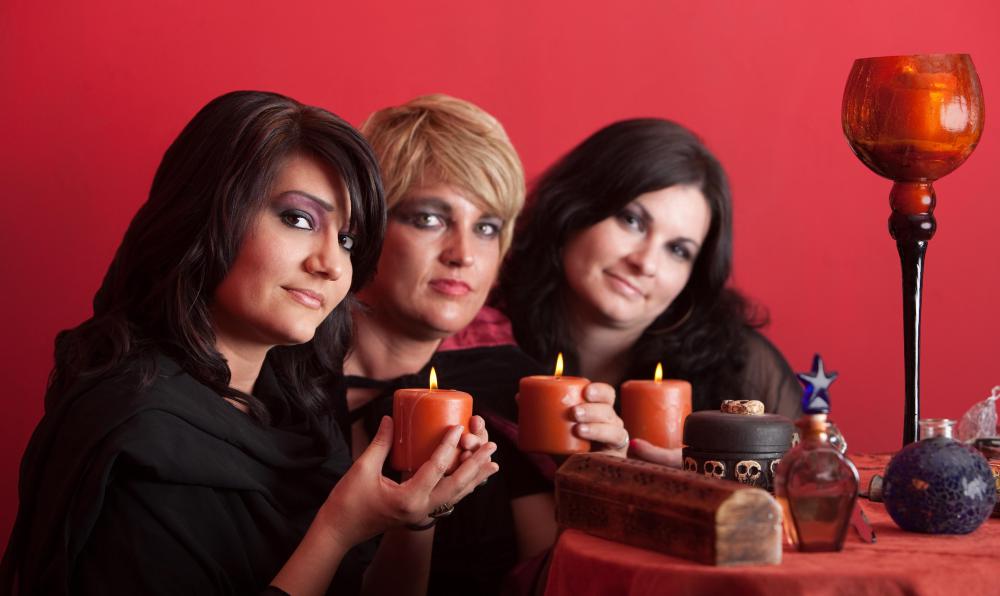 What are the Greek Classical Elements? (with pictures)